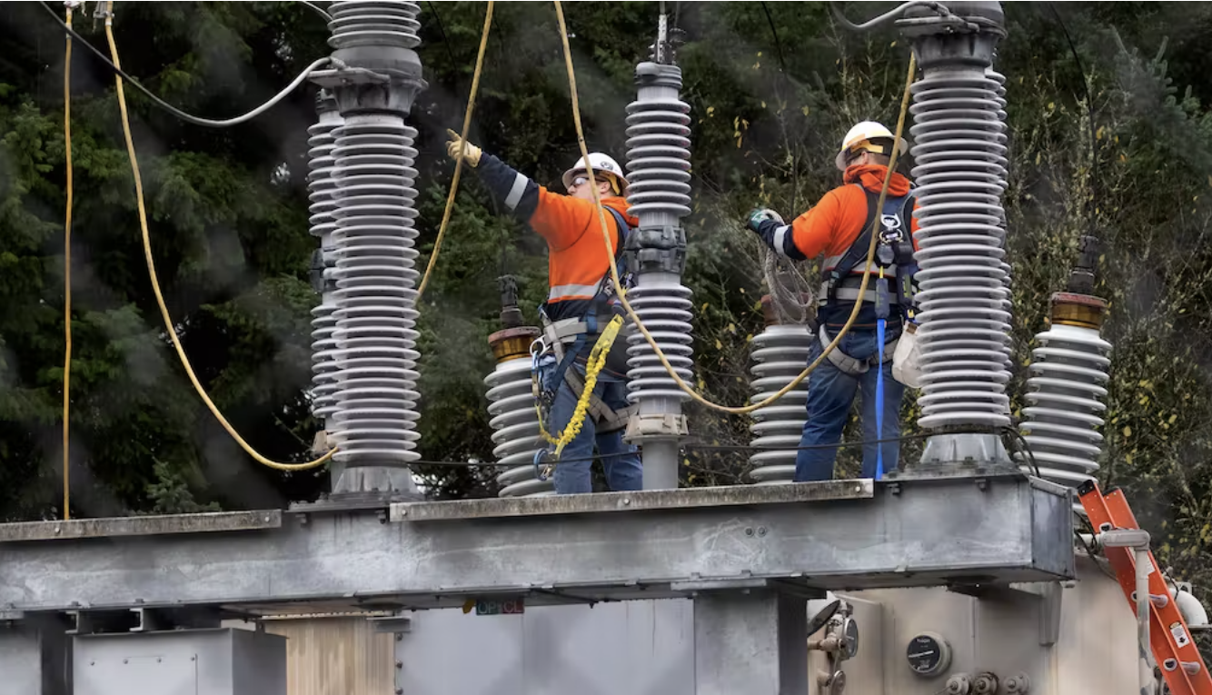 Investigators Search for Suspects in 4 Seattle-Area Substation Attacks ...